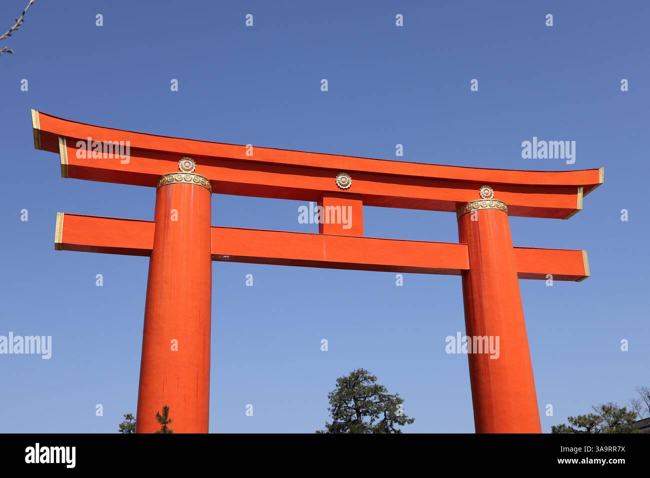 Kyoto temple Japan Japanese red Stock Photo - Alamy