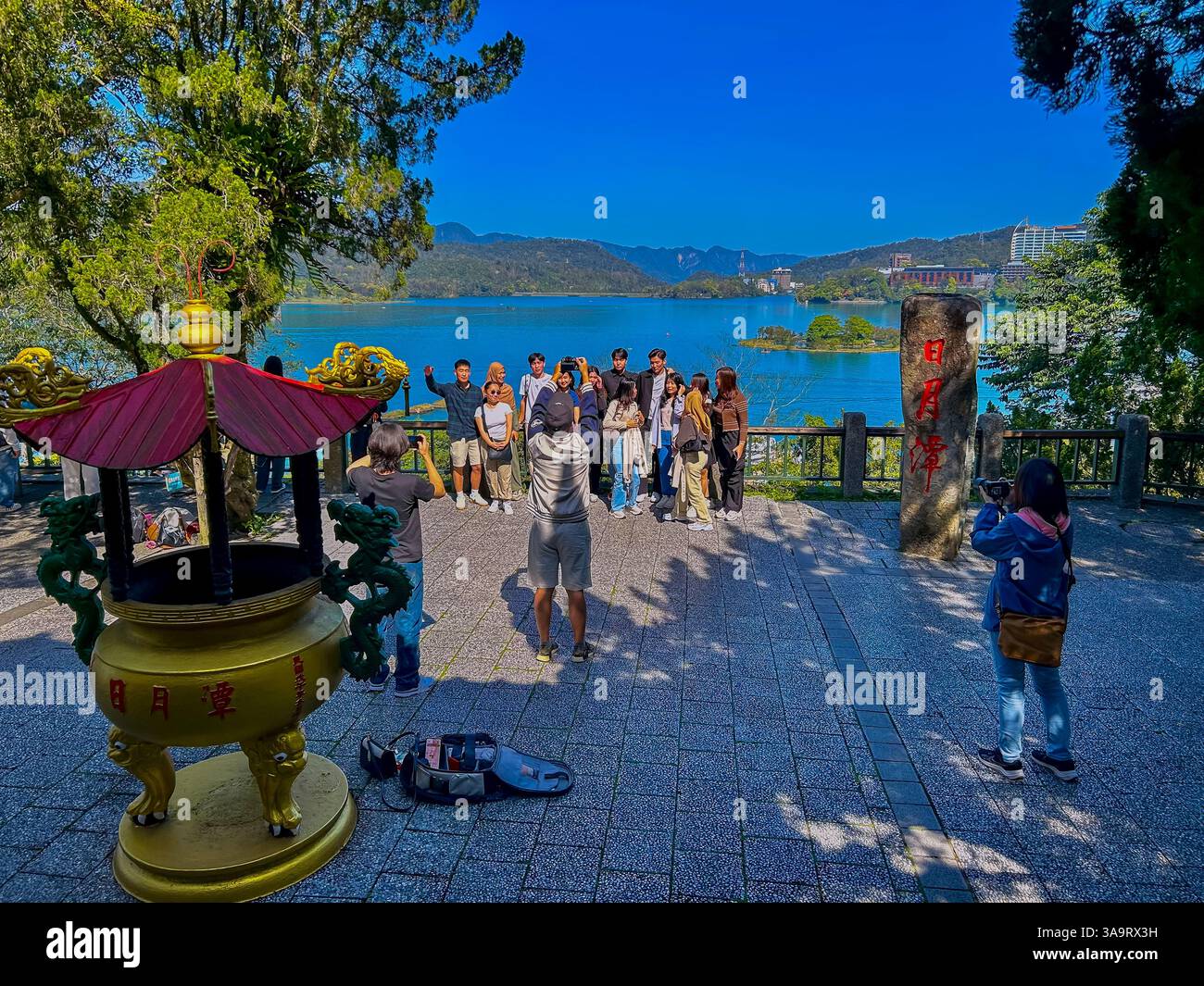 Yuchi, Taiwan, Sun moon Lake, Group People, Asian Tourists, Visiting ...
