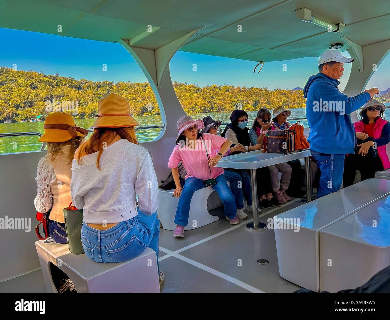 Yuchi, Taiwan, Sun moon Lake, Wide Angle View, Group People, Asian ...