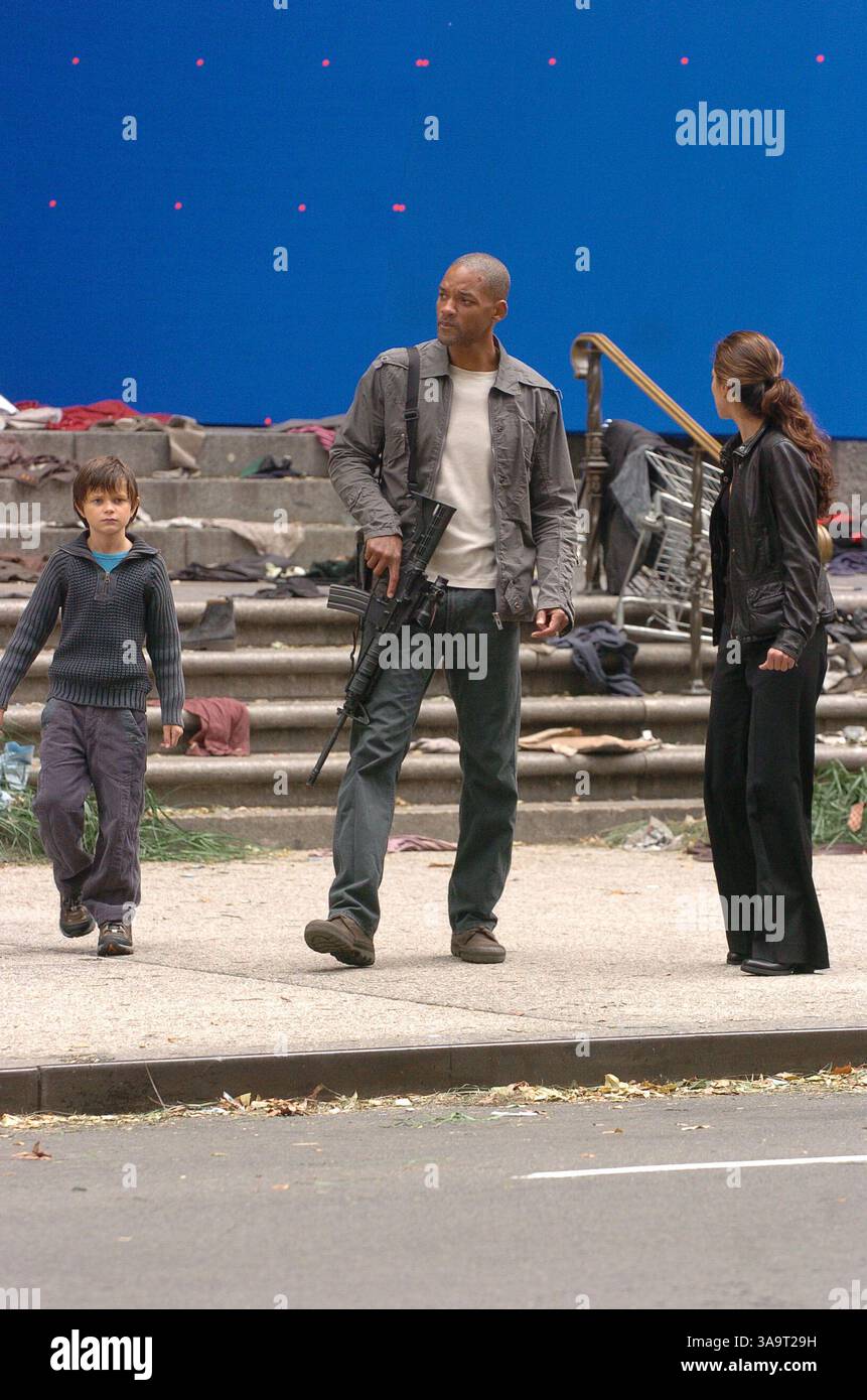 October 23rd, 2006, New York City. Will Smith and Alice Braga on the ...