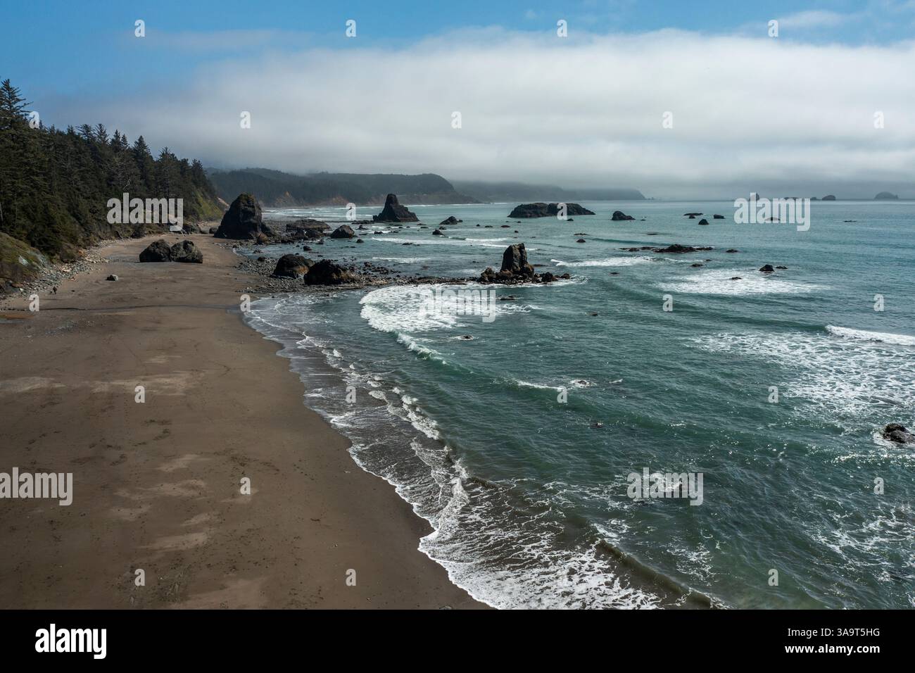 Scenic view of ocean rock on the Oregon Coast Stock Photo - Alamy