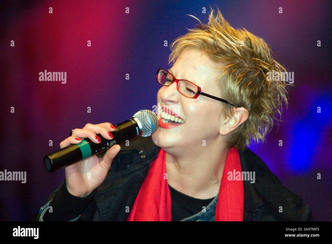 Jan 13, 2007 - Belgrade, Serbia - Macedonian singer TIJANA DAPCEVIC ...