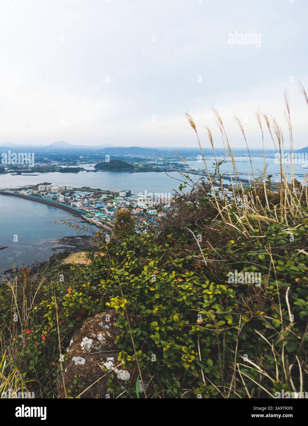 Jeju-do, Seongsan Ilchulbong landscape, volcanic tuff cone, Sunrise ...