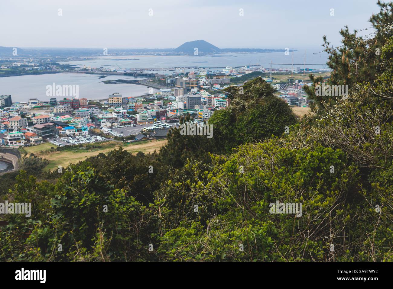 Jeju-do, Seongsan Ilchulbong landscape, volcanic tuff cone, Sunrise ...