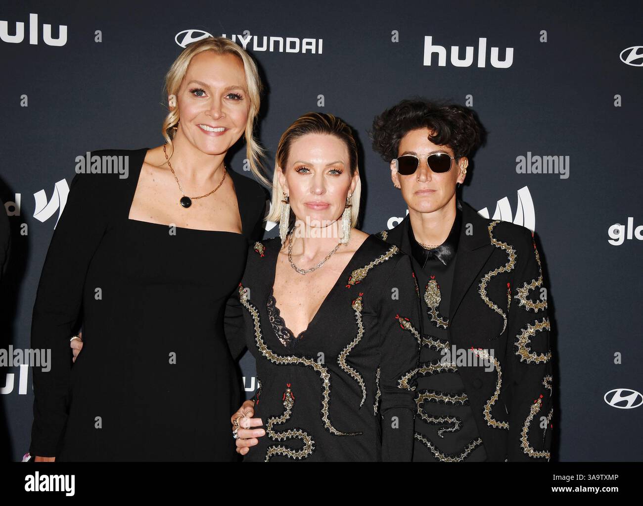 BEVERLY HILLS, CALIFORNIA - MARCH 27: Joslyn De Freece, Braunwyn ...