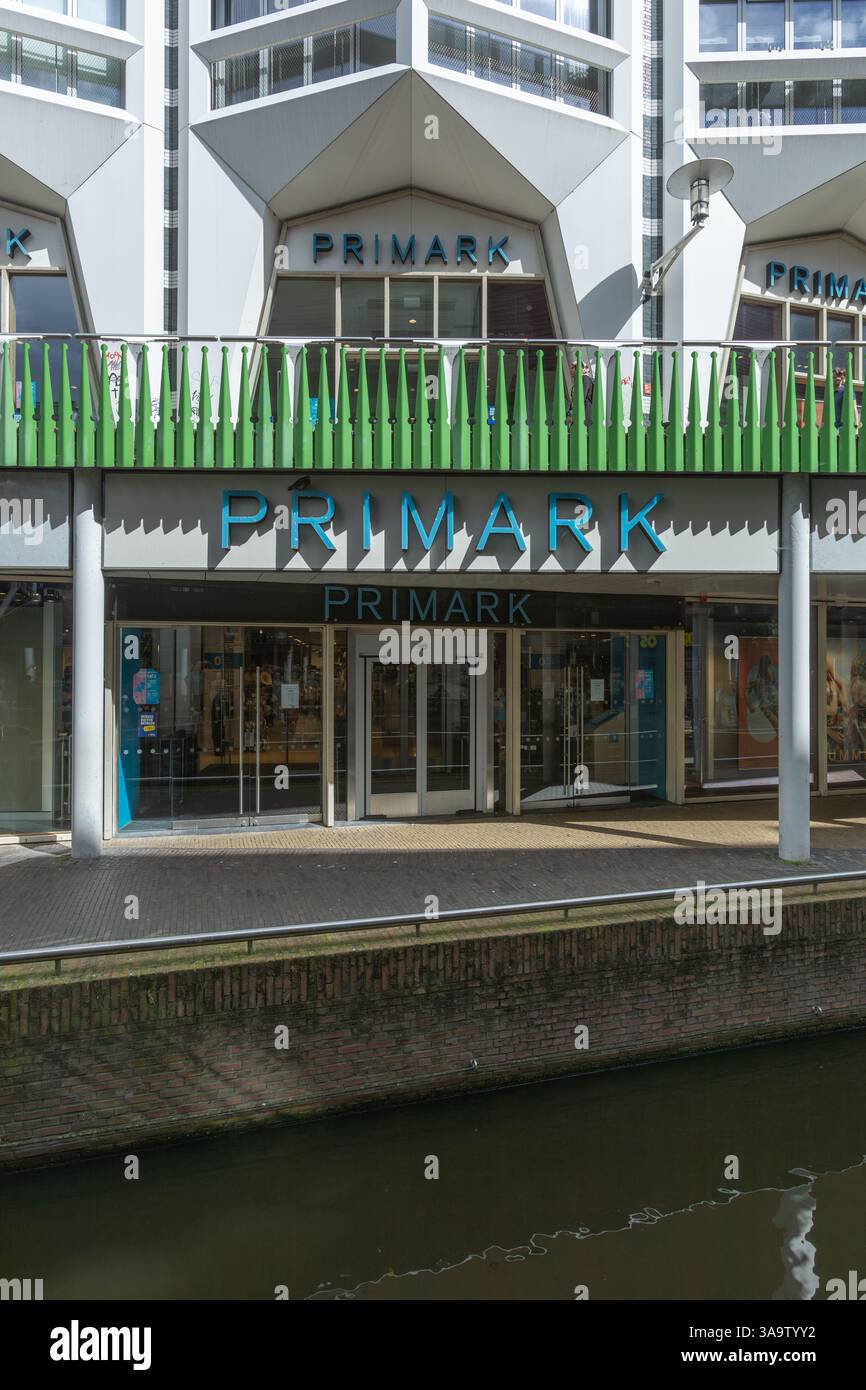 Entrance to the Primark store in shopping centre and Primark logo sign ...