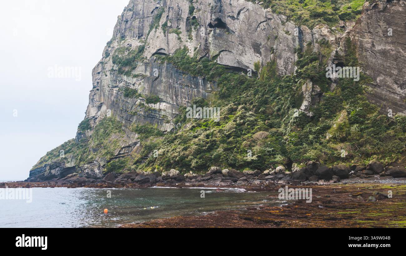 Jeju-do, Seongsan Ilchulbong landscape, volcanic tuff cone, Sunrise ...