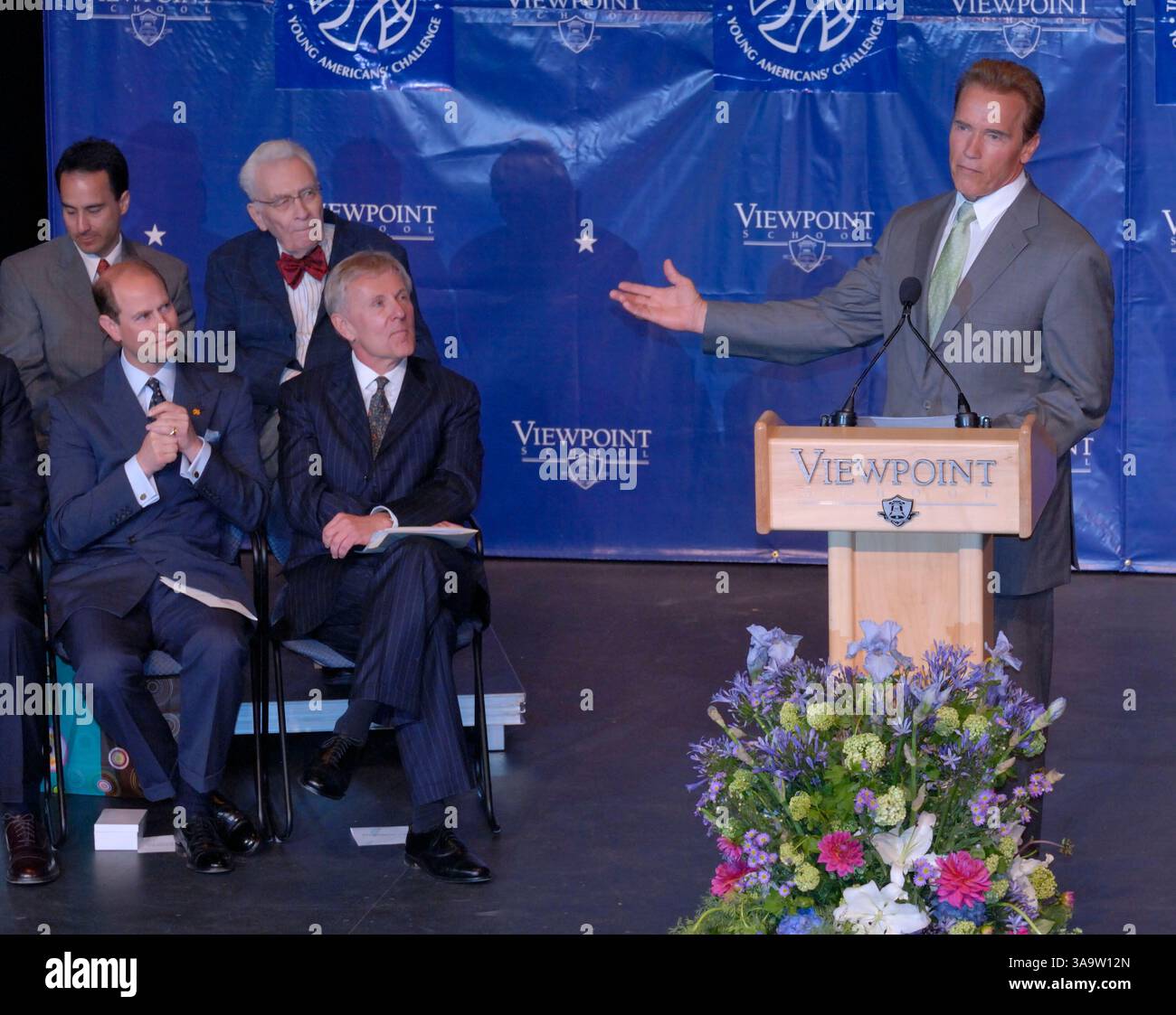 Oct 11, 2005 - Calabassas, CA, USA - California Governor ARNOLD ...