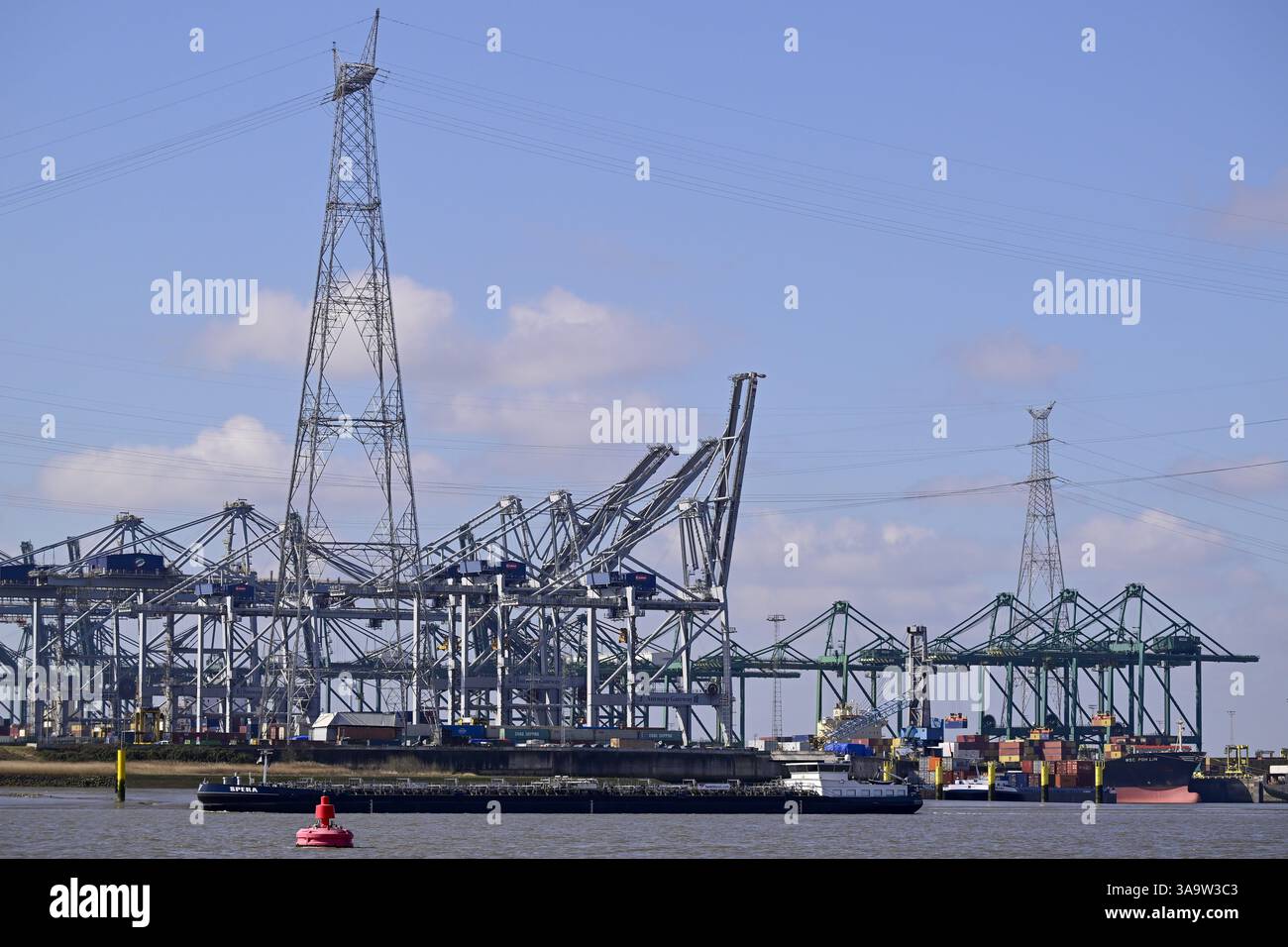 Antwerp, Belgium. 31st Mar, 2025. A container ship pictured in the Port ...