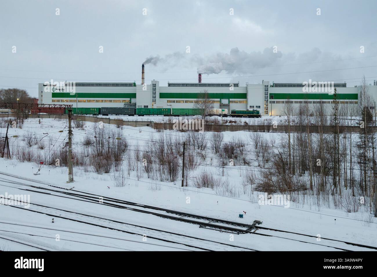 Segezha pulp and paper mill hi-res stock photography and images - Alamy