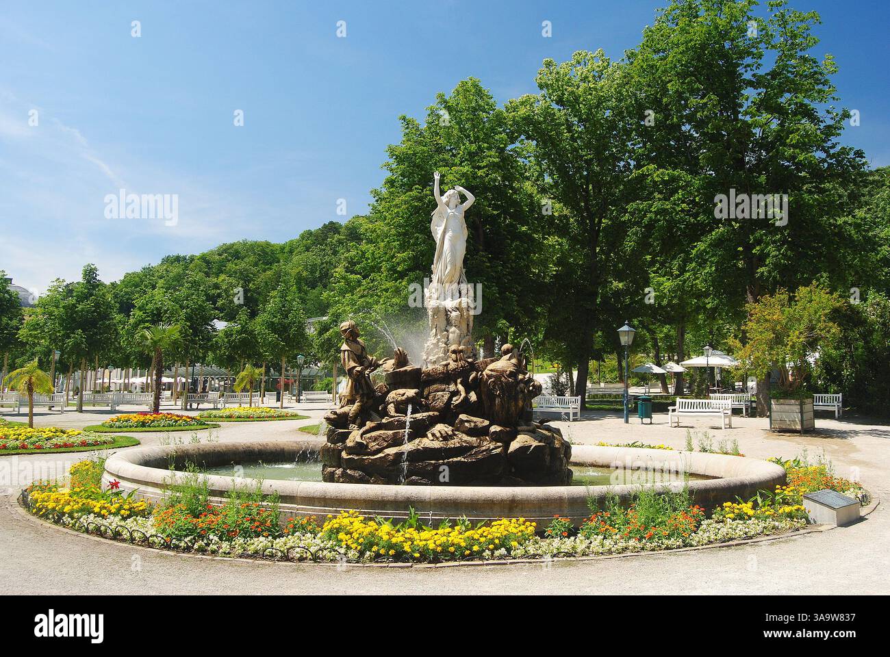Undinebrunnen hi-res stock photography and images - Alamy