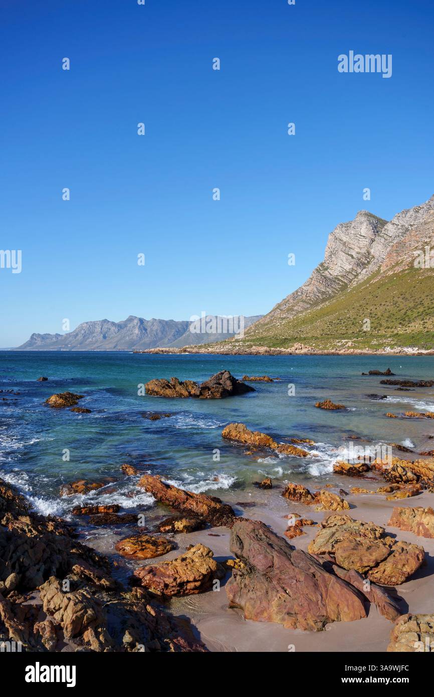 View of the gorgeous Rooi Els beach with the Kogelberg Mountains and ...