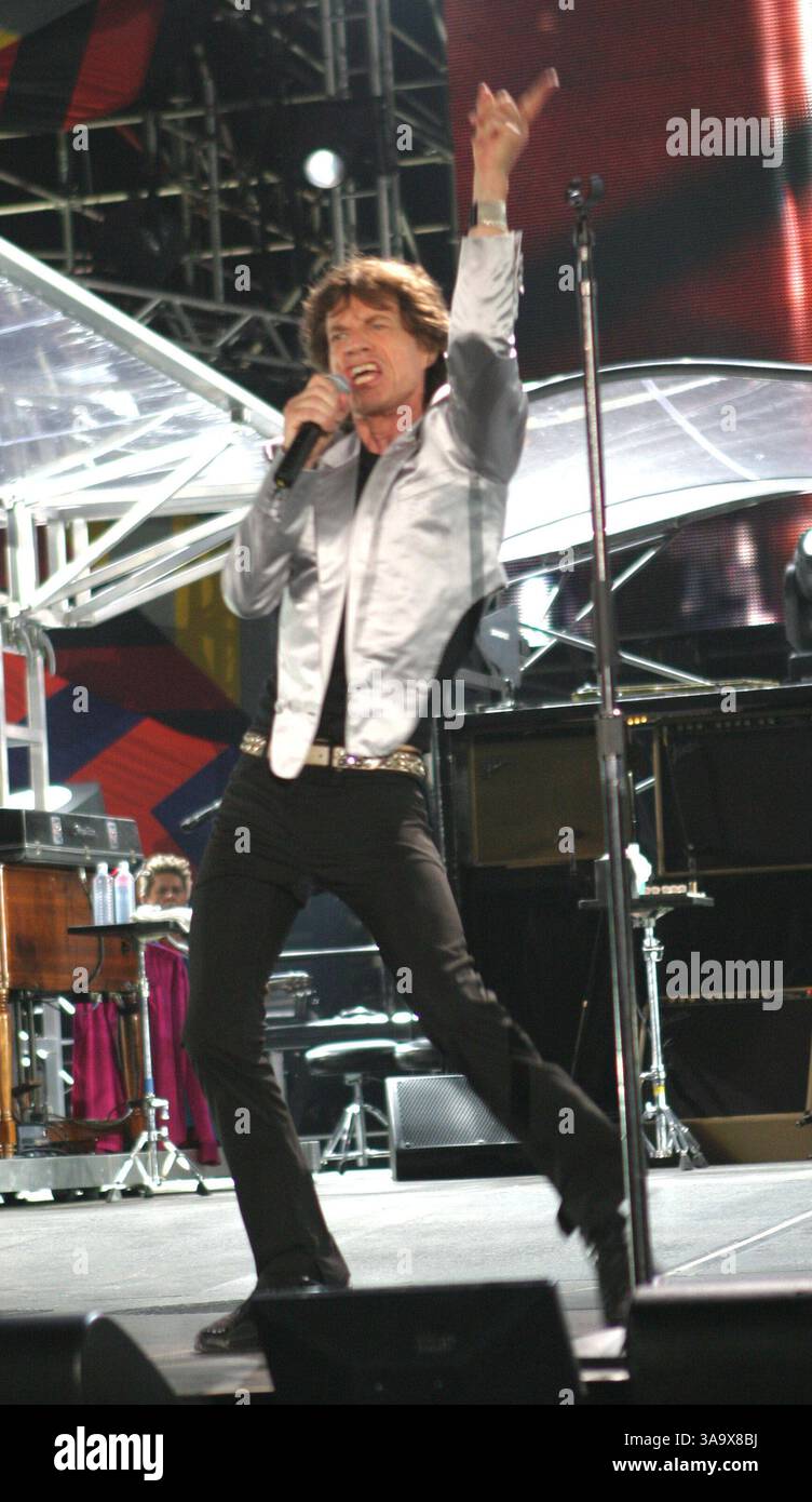 Feb 18, 2006; Rio De Janeiro, Rio De Janeiro, Brazil; Singer MICK ...