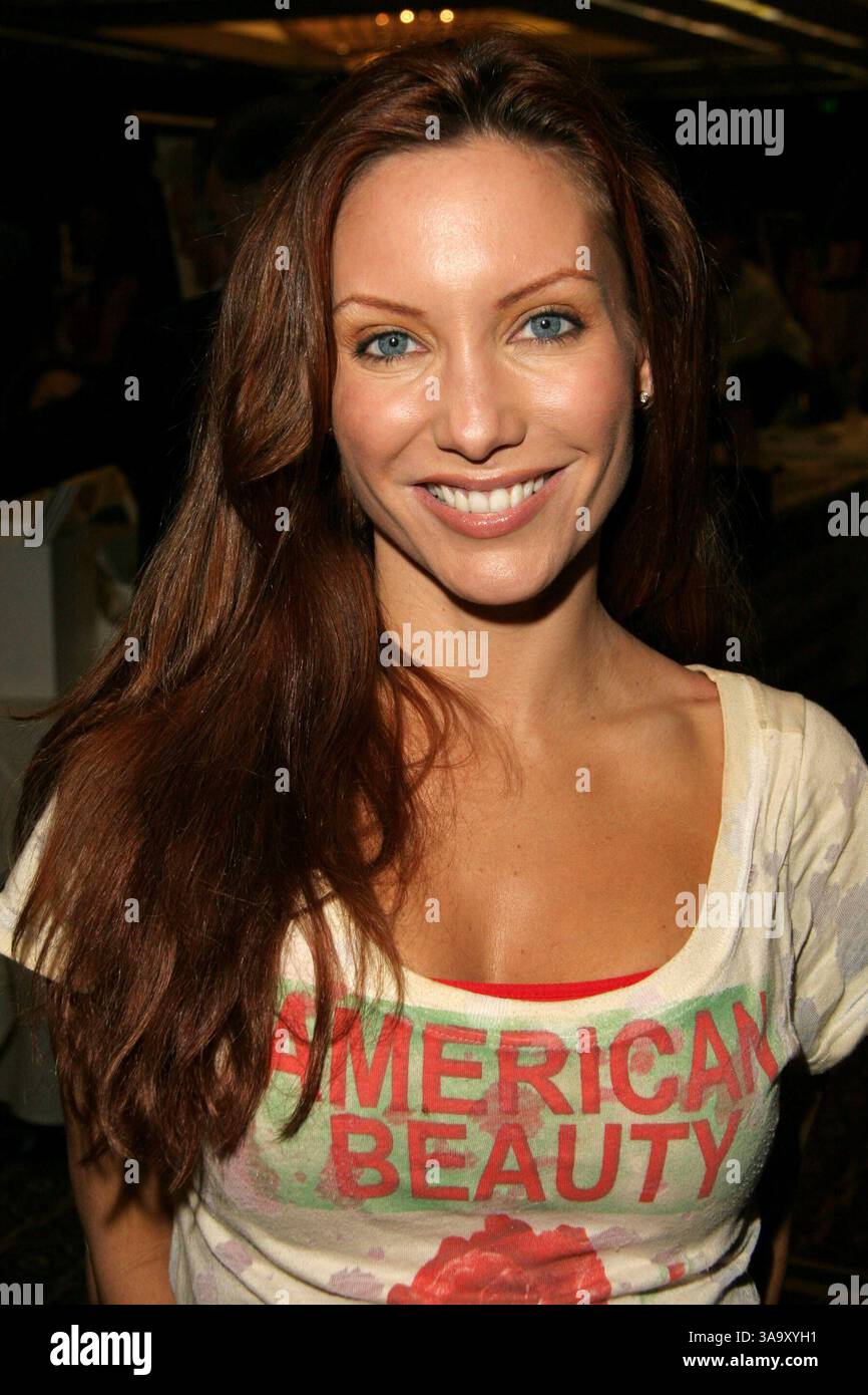Nov 18, 2006; Los Angeles, CA, USA; JENNIFER KORBIN at the Glamourcon ...