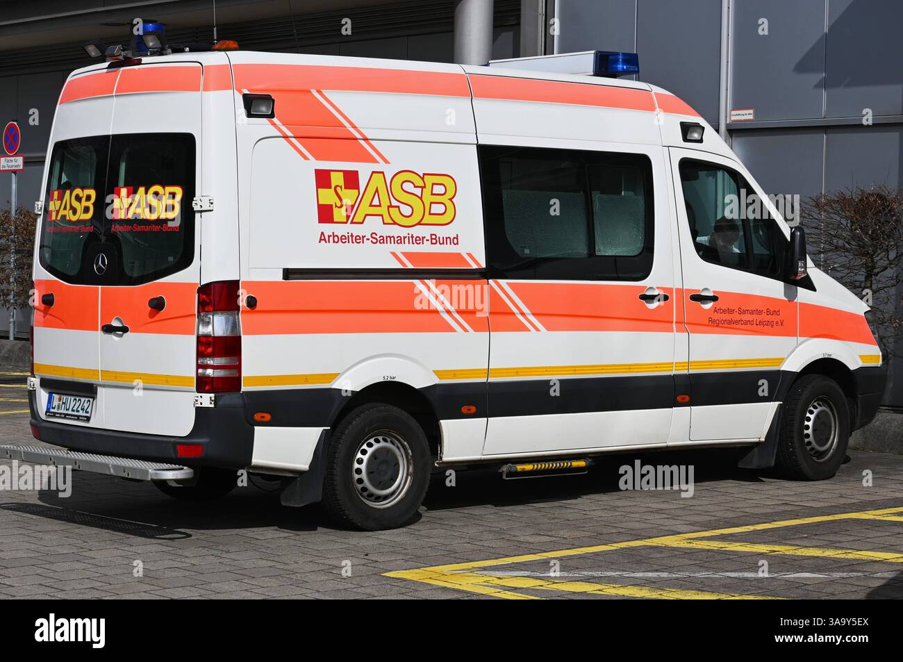 ASB Arbeiter Samariter Bund, Mercedes Notarzt - bzw Krankenwagen ...