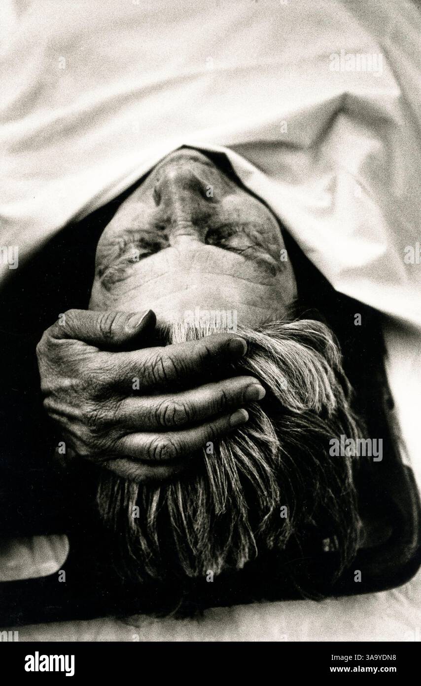 Apr 05, 2001; Los Angeles, CA, USA; Specific date unknown. This ...