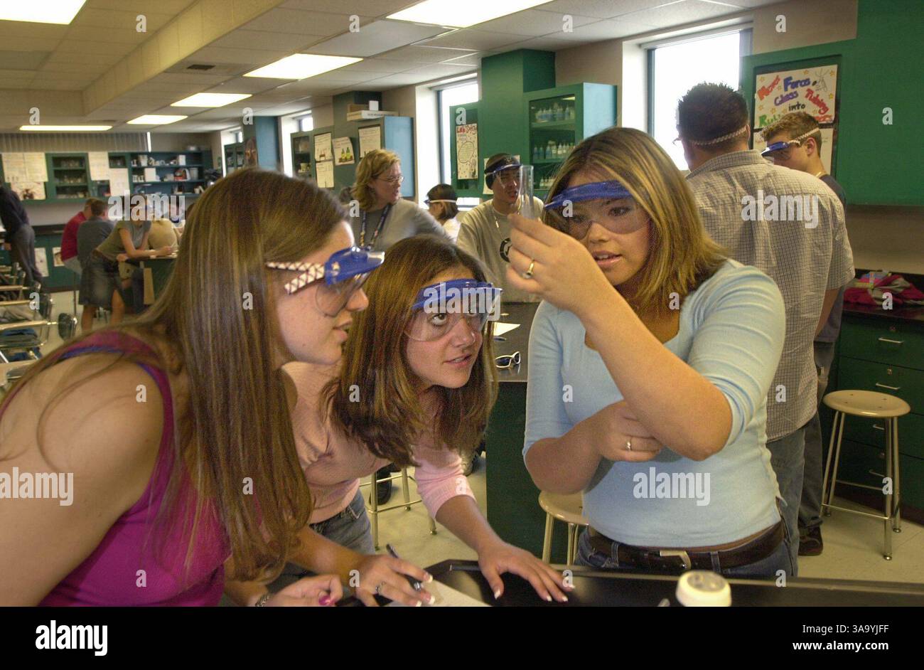 Folsom High School students l-r Tiffany Nichols (cq), Chelsea Smith (cq ...