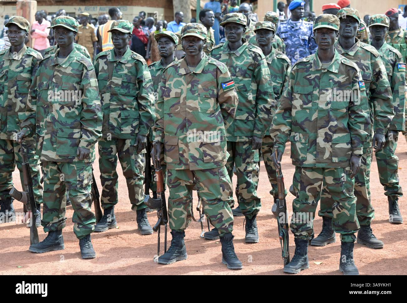 SOUTH-SUDAN, Lakes state, Rumbek, armed SPLA forces at airport ...