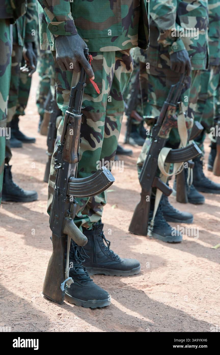 SOUTH-SUDAN, Lakes state, Rumbek, armed SPLA forces at airport ...