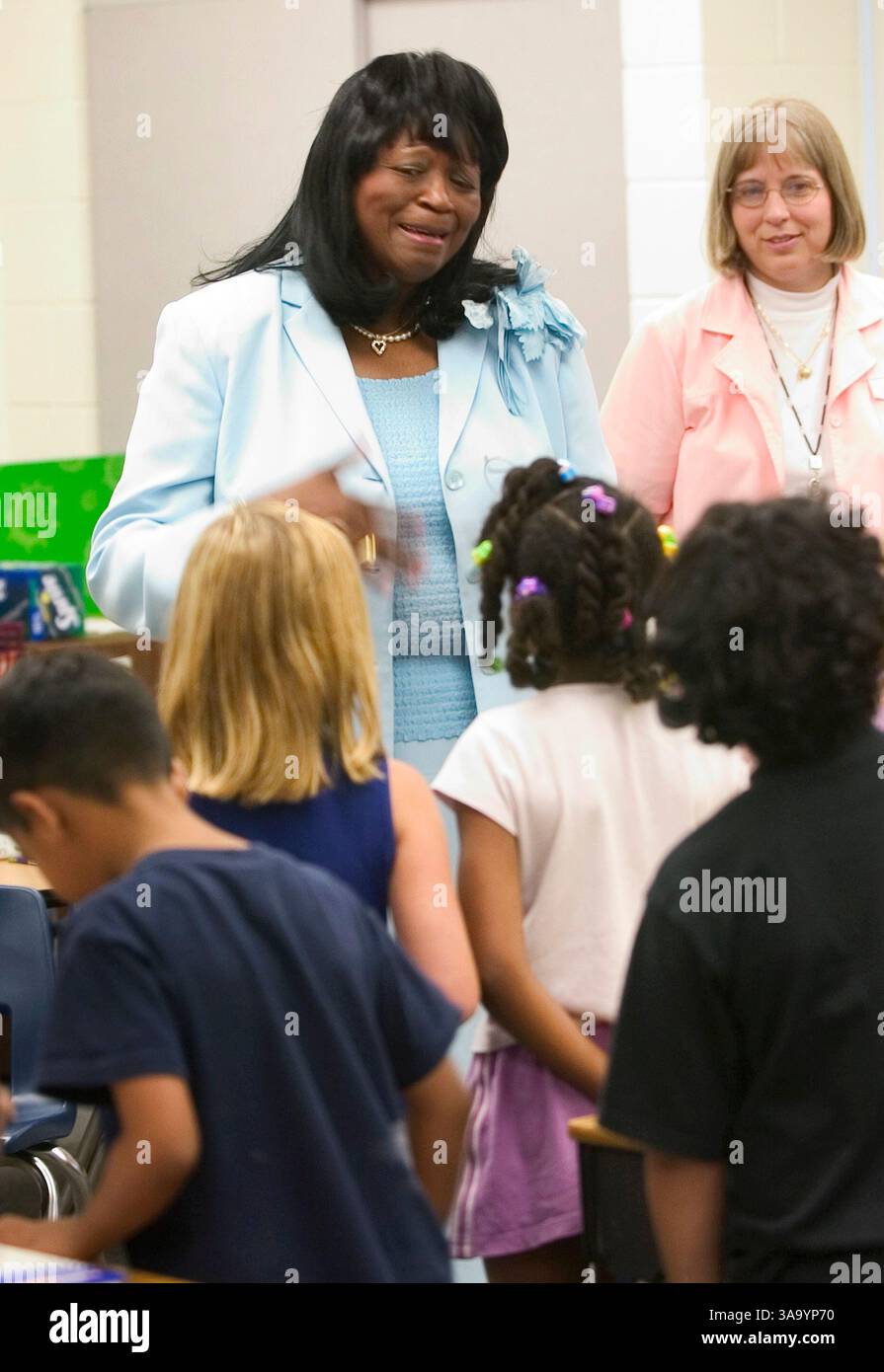 SPECIAL TO SACRAMENTO BEE CASAB-- Principal Constance White Davis, left ...