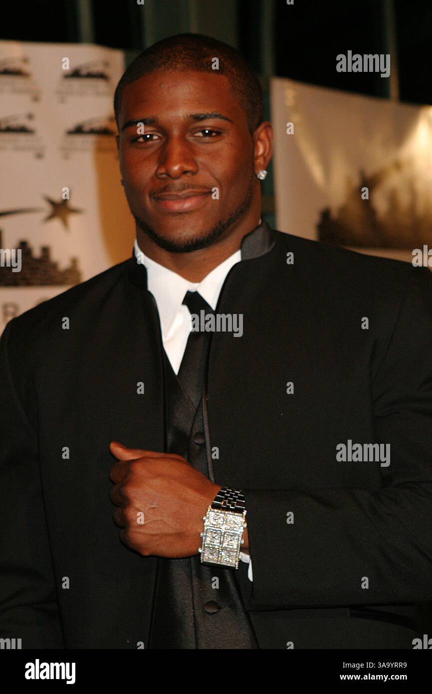 Mar 18, 2006; Los Angeles, CA, USA; USC Heisman Trophy Winner REGGIE ...