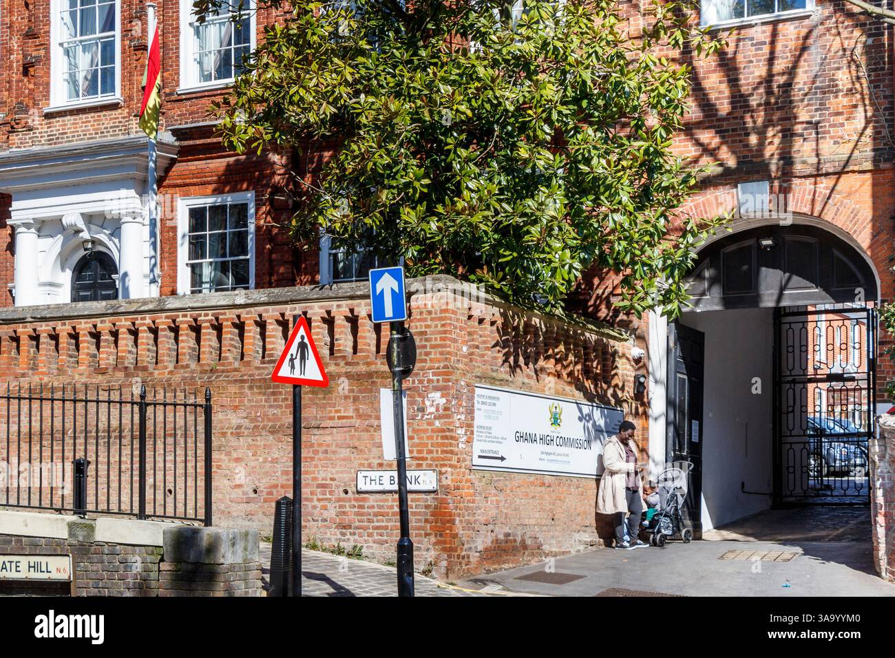 The Ghana High Commission annexe in Cromwell House, Highgate Hill ...