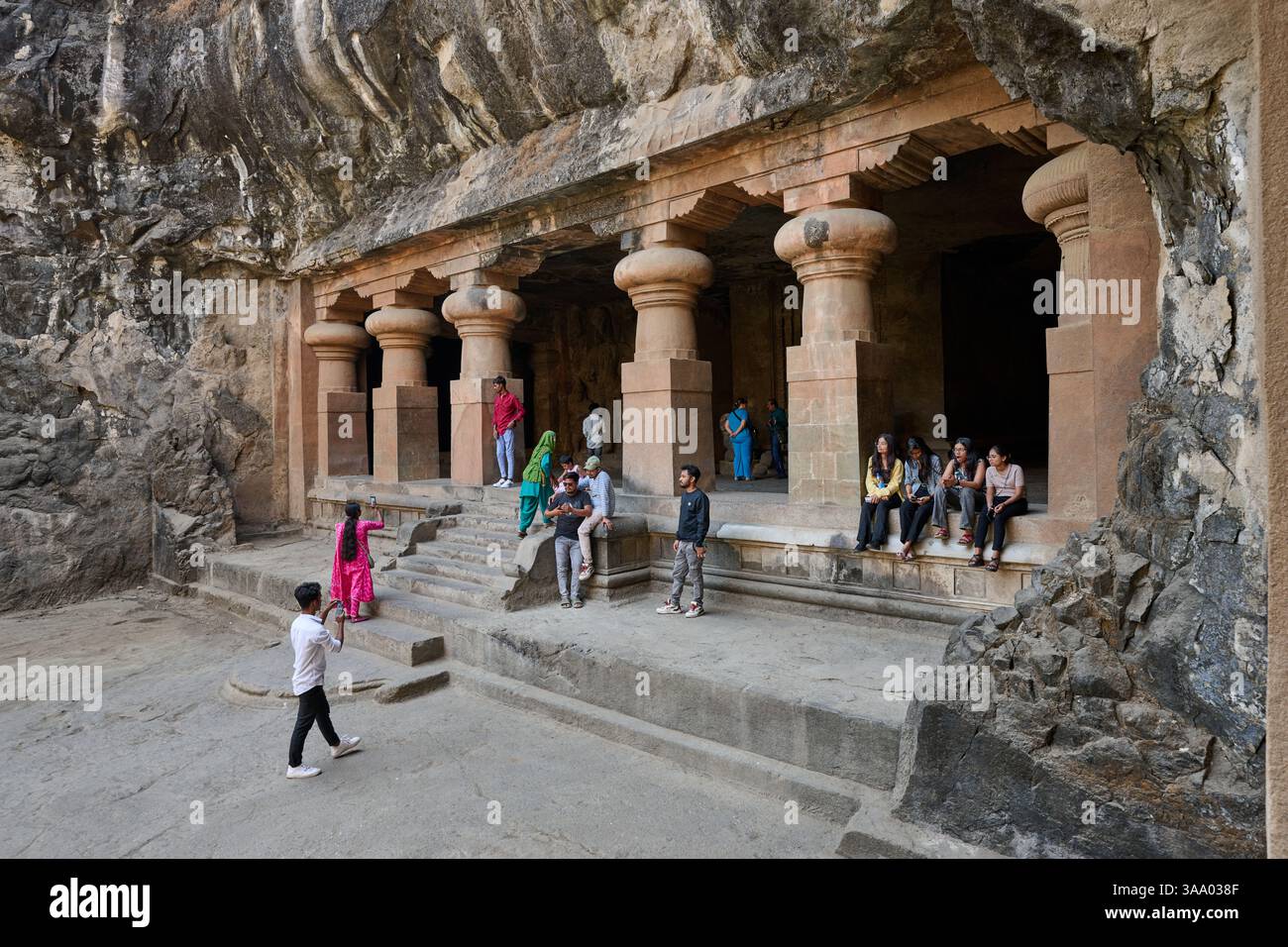 Elephanta caves, Mumbai, Shiva Temple, eastern shrine, Bombay, India ...