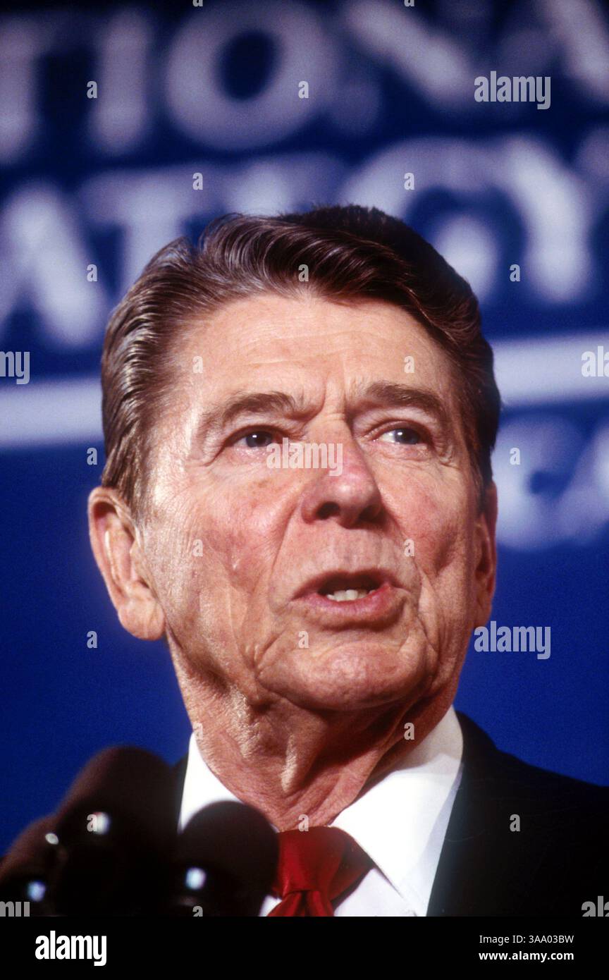May 04, 1988; Washington D.C., DC, USA; President RONALD REAGAN speaks ...