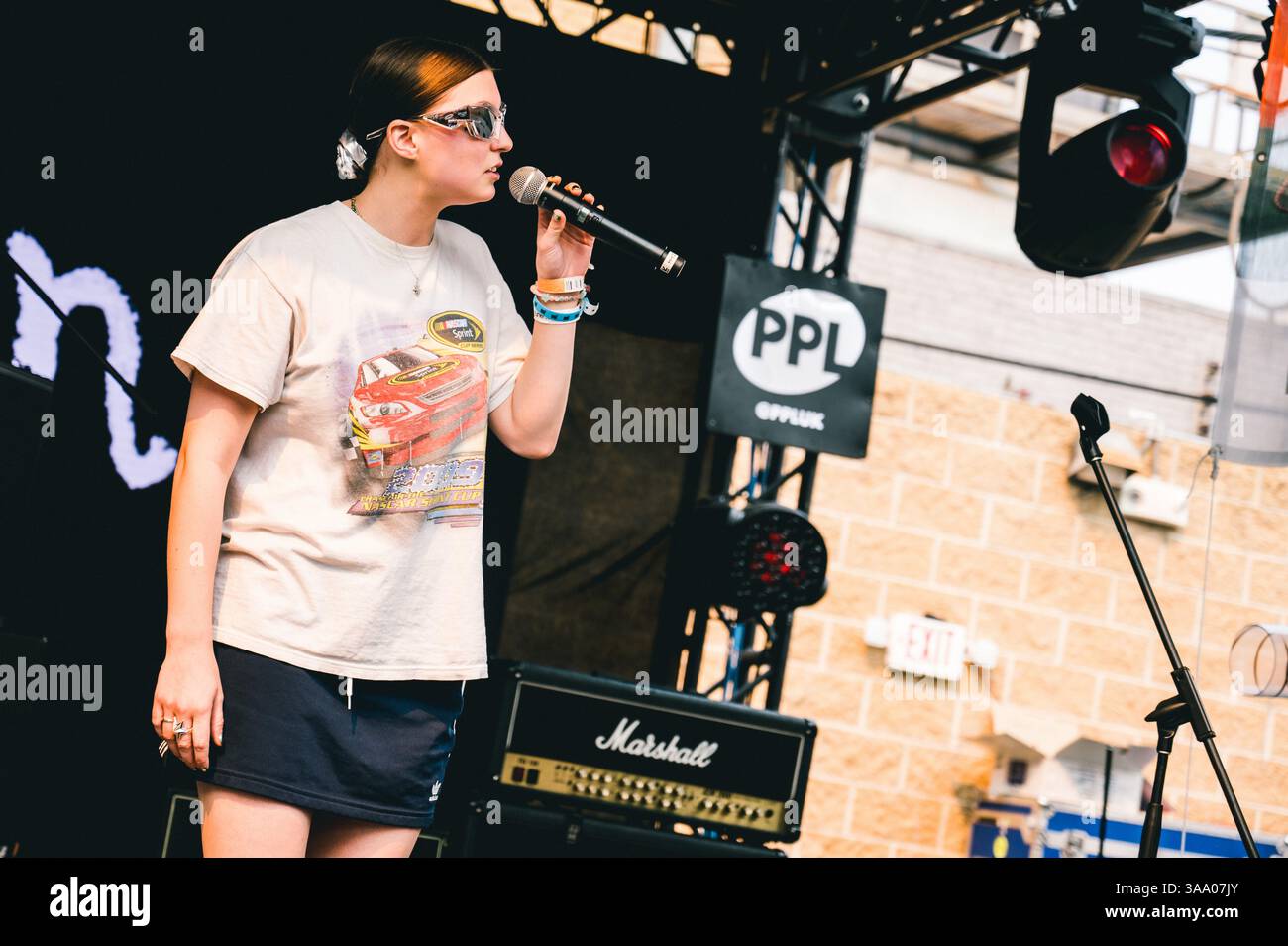 Performs spoken word hi-res stock photography and images - Alamy