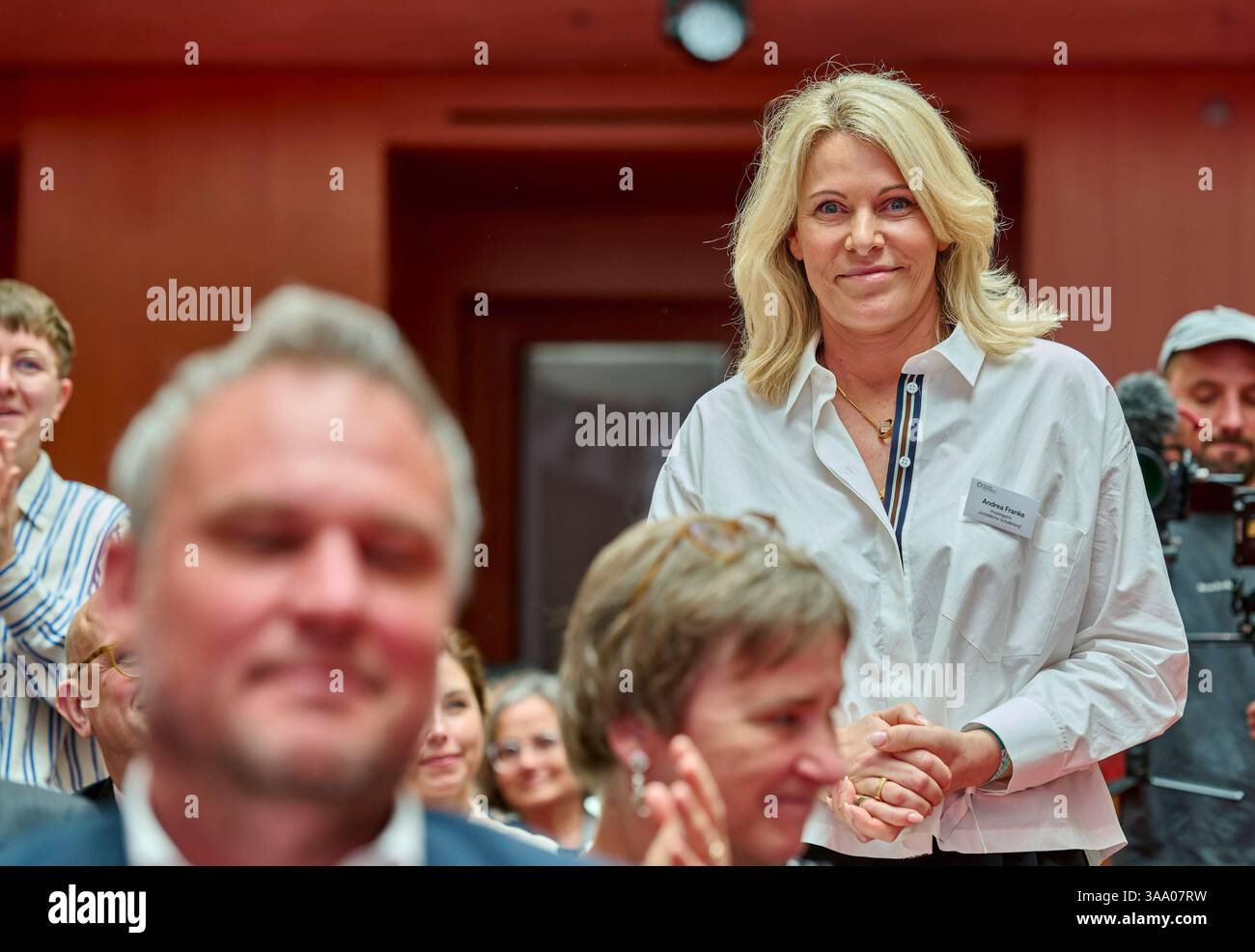 Deutscher Lehrkräftepreis - Vorbildliche Schulleitung EUR,Deutschland ...