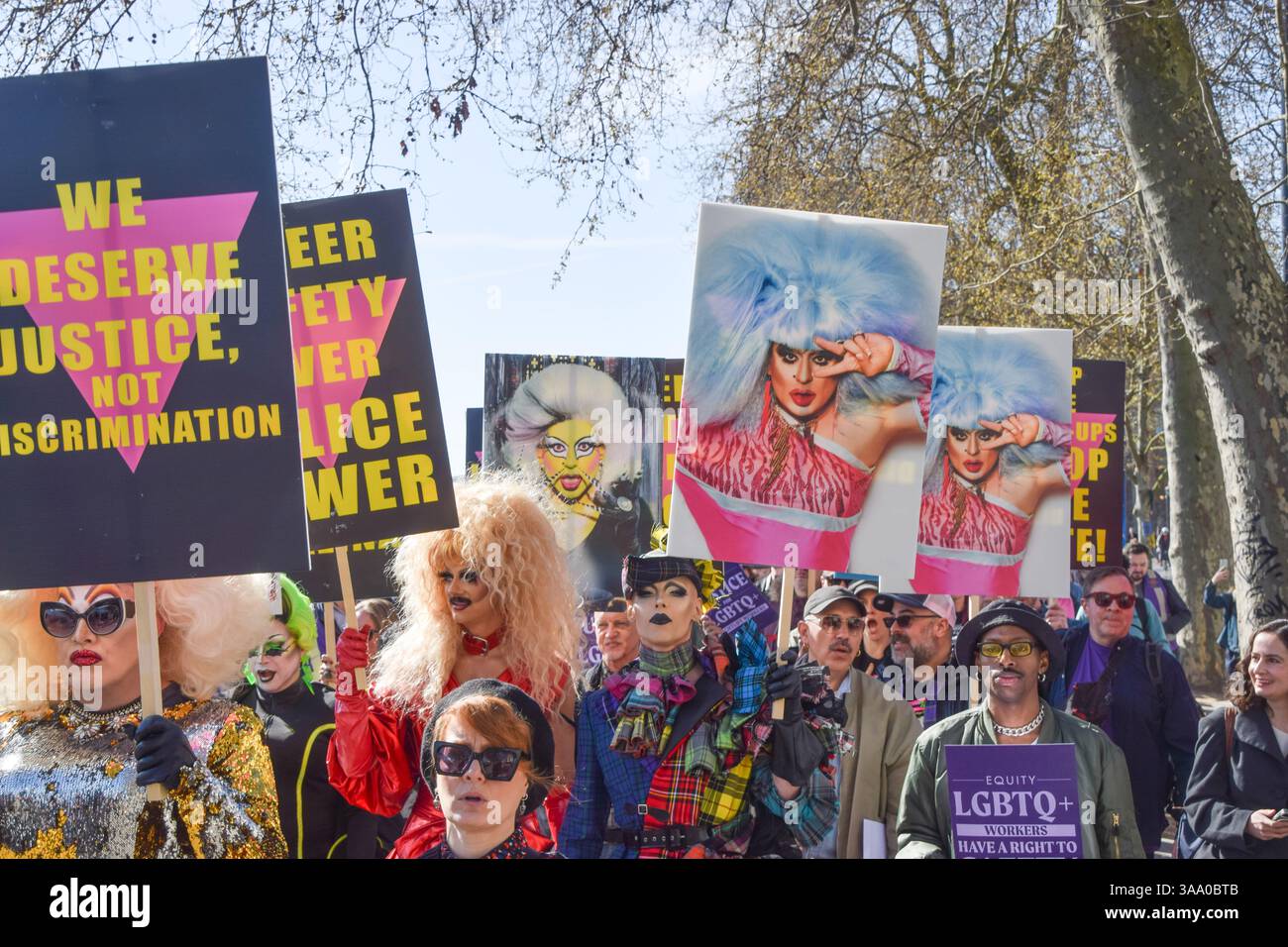 London, England, UK. 31st Mar, 2025. Protesters march to New Scotland ...