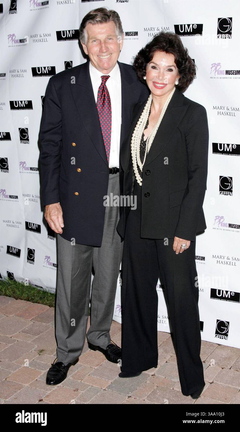 Sep 20 2005 Hollywood Ca Usa Mary Ann Mobley And Husband Gary