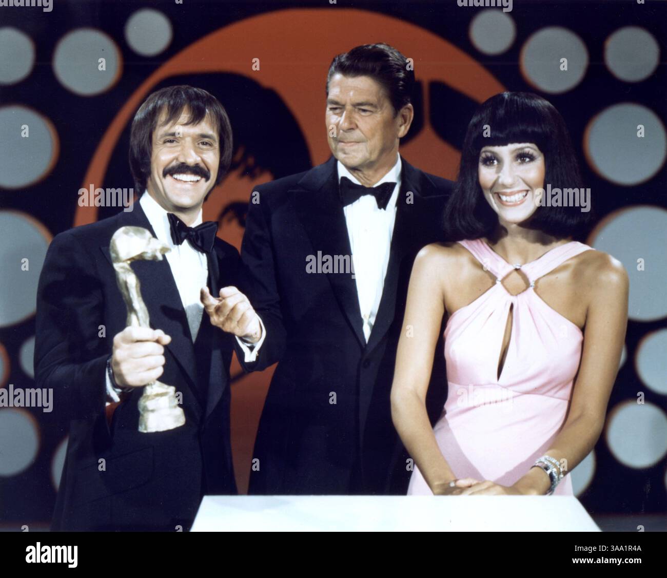 Cher 1981 hi-res stock photography and images - Alamy