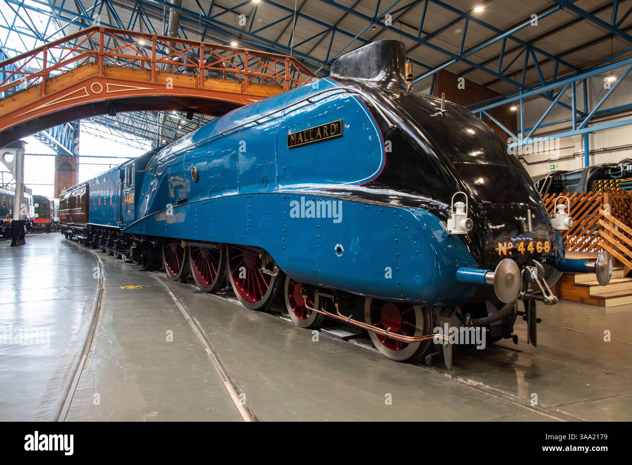 A display featuring LNER Locomotive Mallard and the Dynanometer Car ...