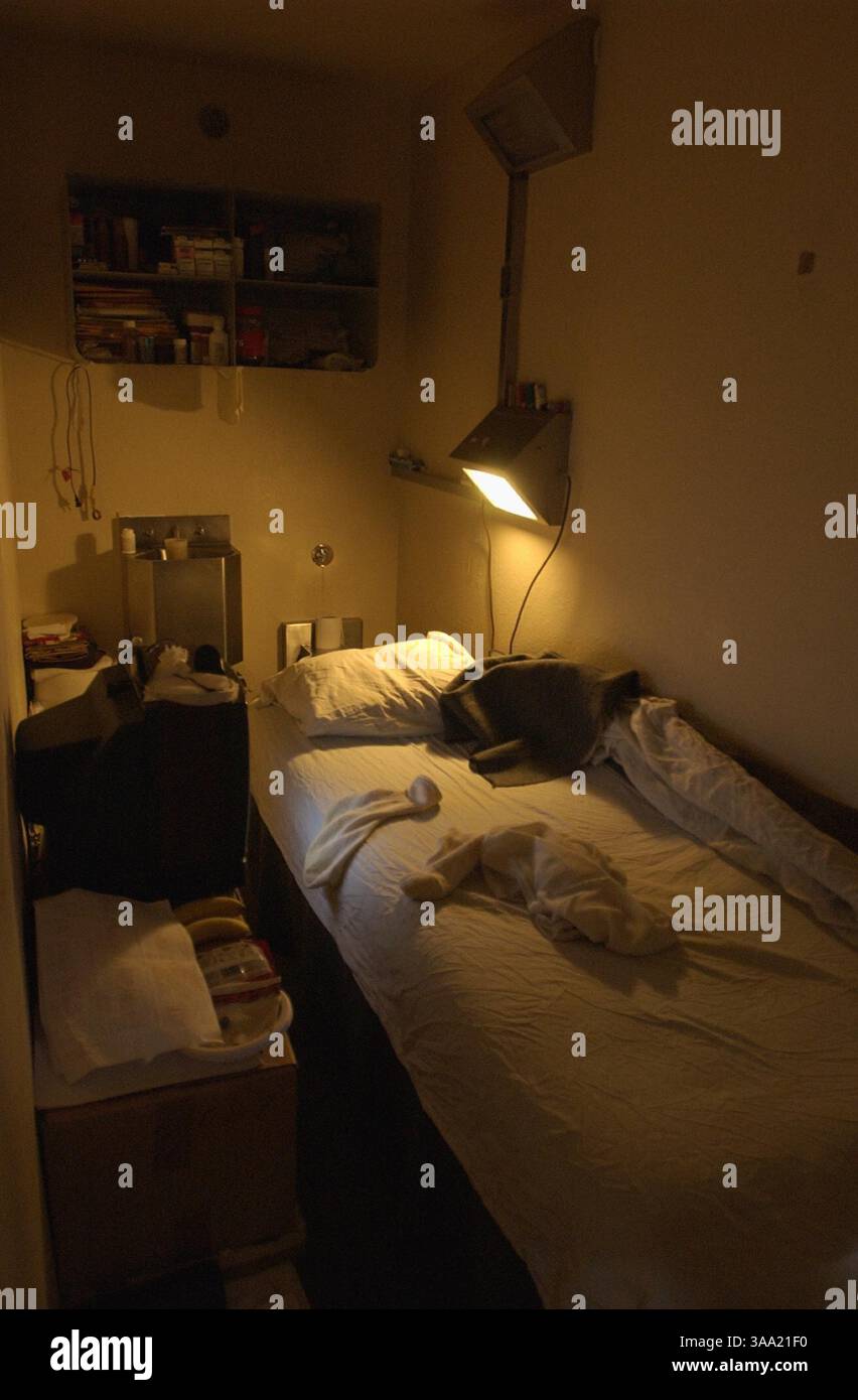 The small cell, 40 Sq. feet, inside East Block at San Quentin Prison ...