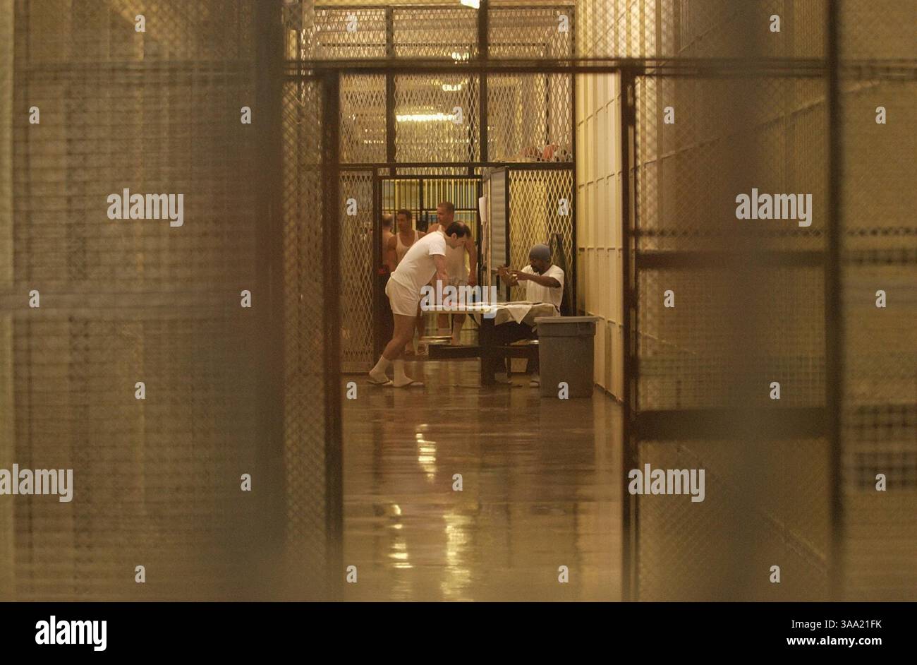 (EDITORS NOTE: INMATES CAN NOT BE IDENTIFIED IN PHOTO I.E. NO TIGHT ...