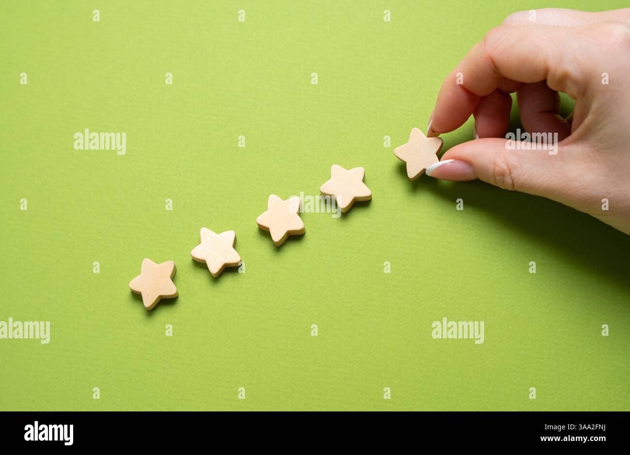 Five star review system hi-res stock photography and images - Alamy