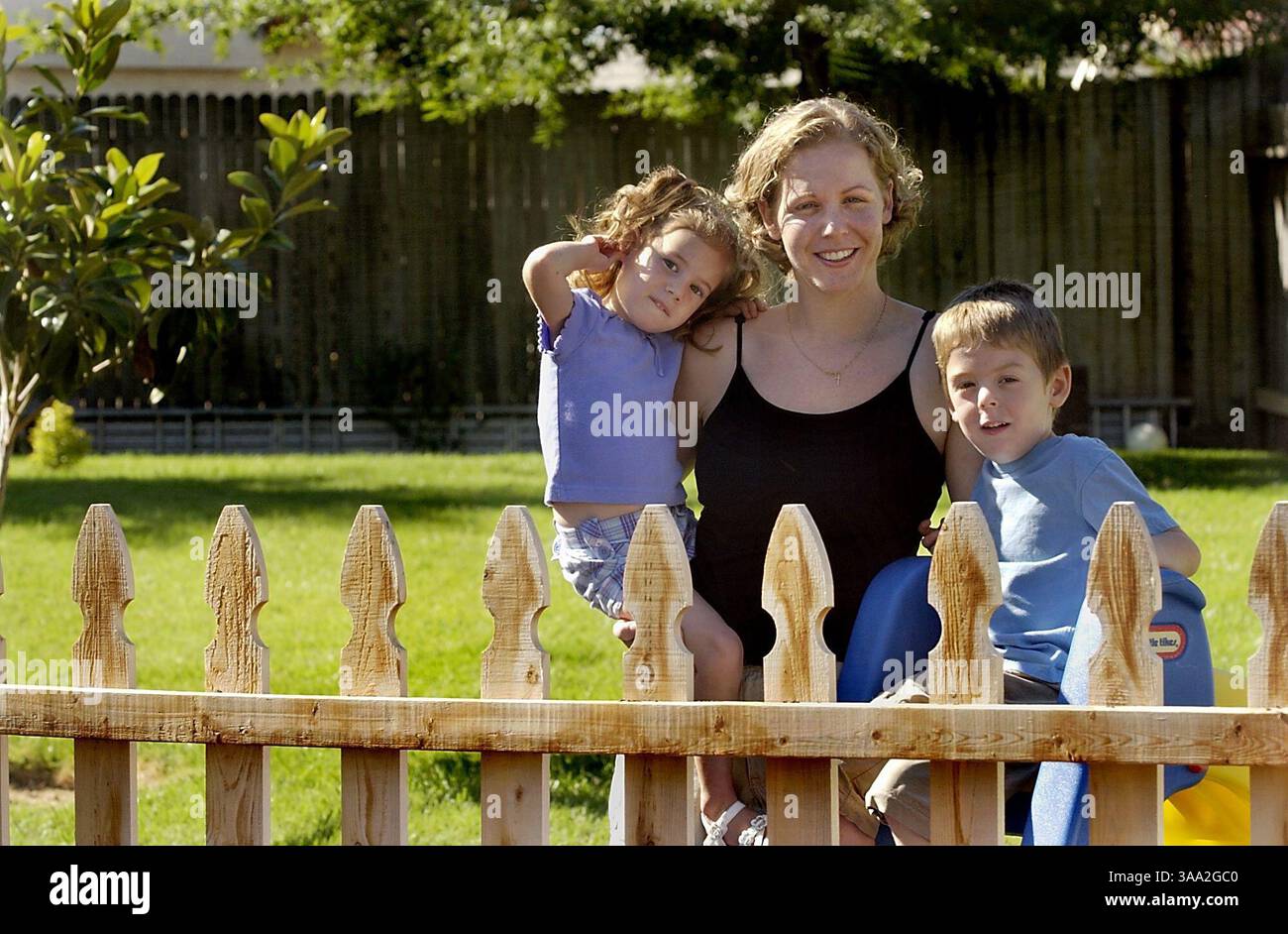 DAY WITH A GARDENER SERIES Jessica Chalk with Caleb,4, and Faith 3 ...