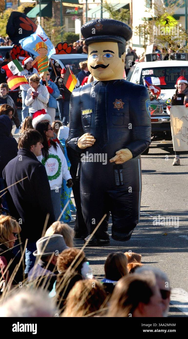 Roseville Police Department's popular Officer Al makes appearance at ...