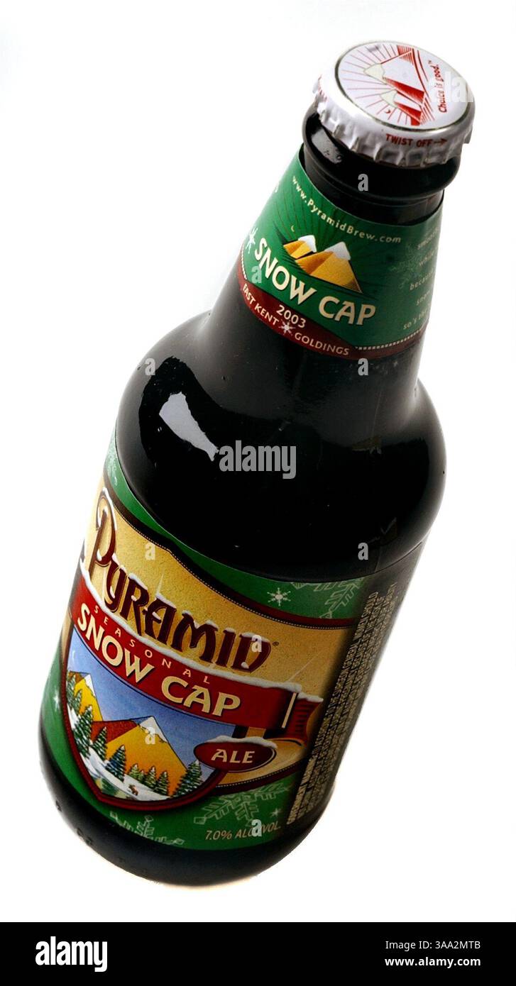 Holiday Beer -- Pyramid Snowcap. Photographed for CAL LIFE December 4 ...