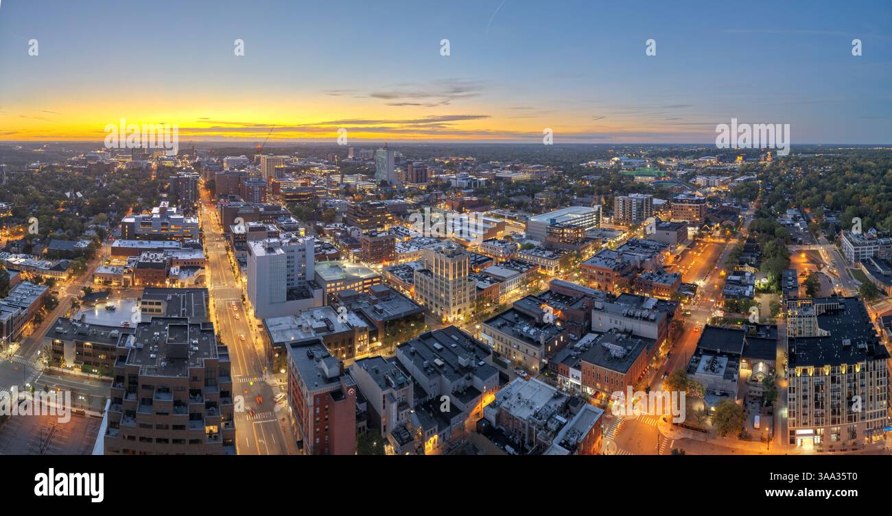 Ann Arbor, Michigan, USA college town skyline at dusk Stock Photo - Alamy