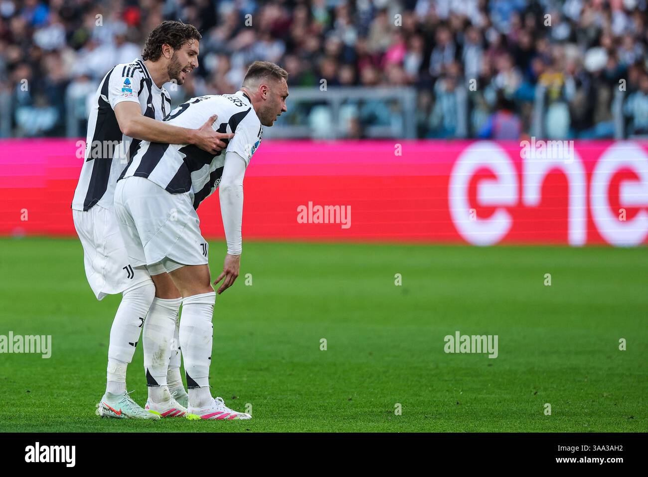 Manuel Locatelli of Juventus FC and Teun Koopmeiners of Juventus FC ...
