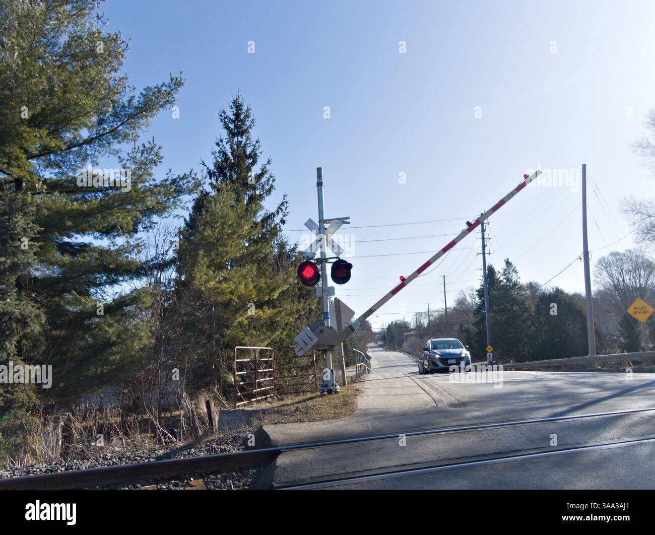 Automated railroad crossing system engaged alerting drivers to exercise ...