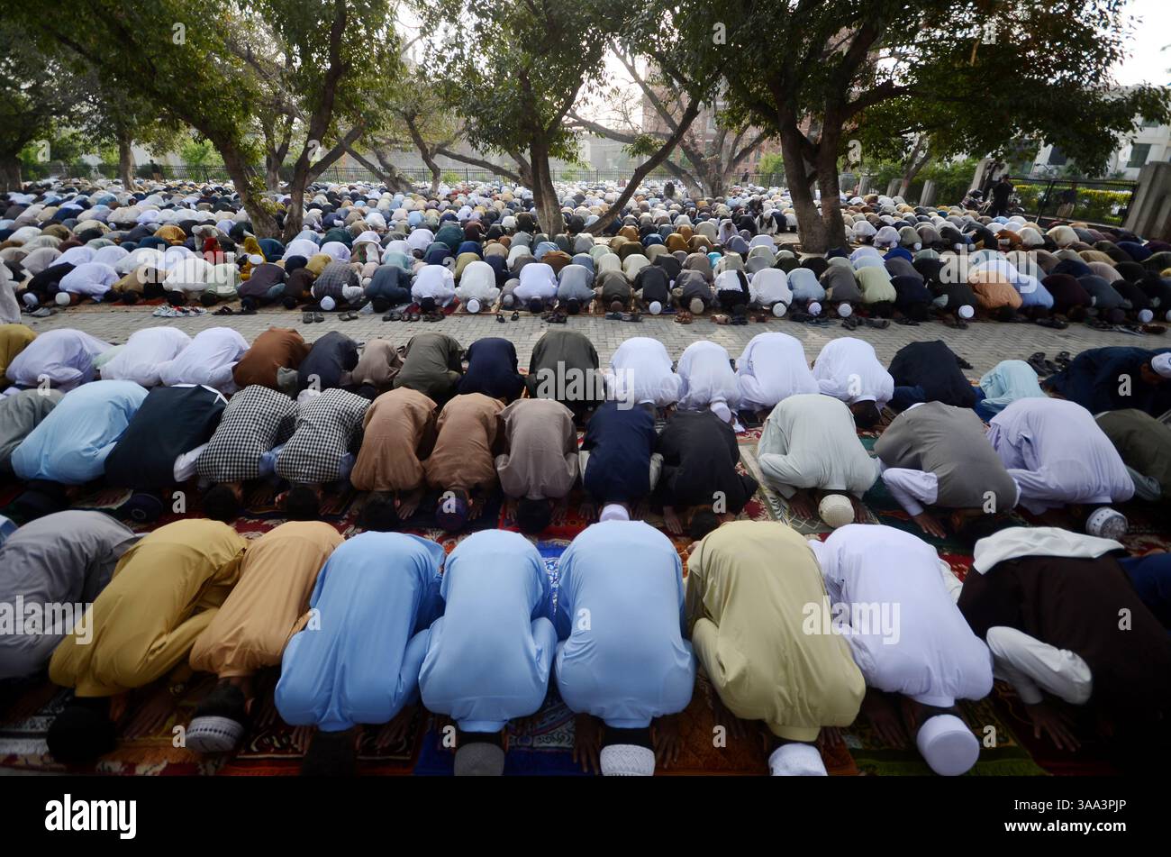 March 31, 2025, Peshawar, Peshawar, Pakistan: Eid Al-Fitr in Pakistan ...