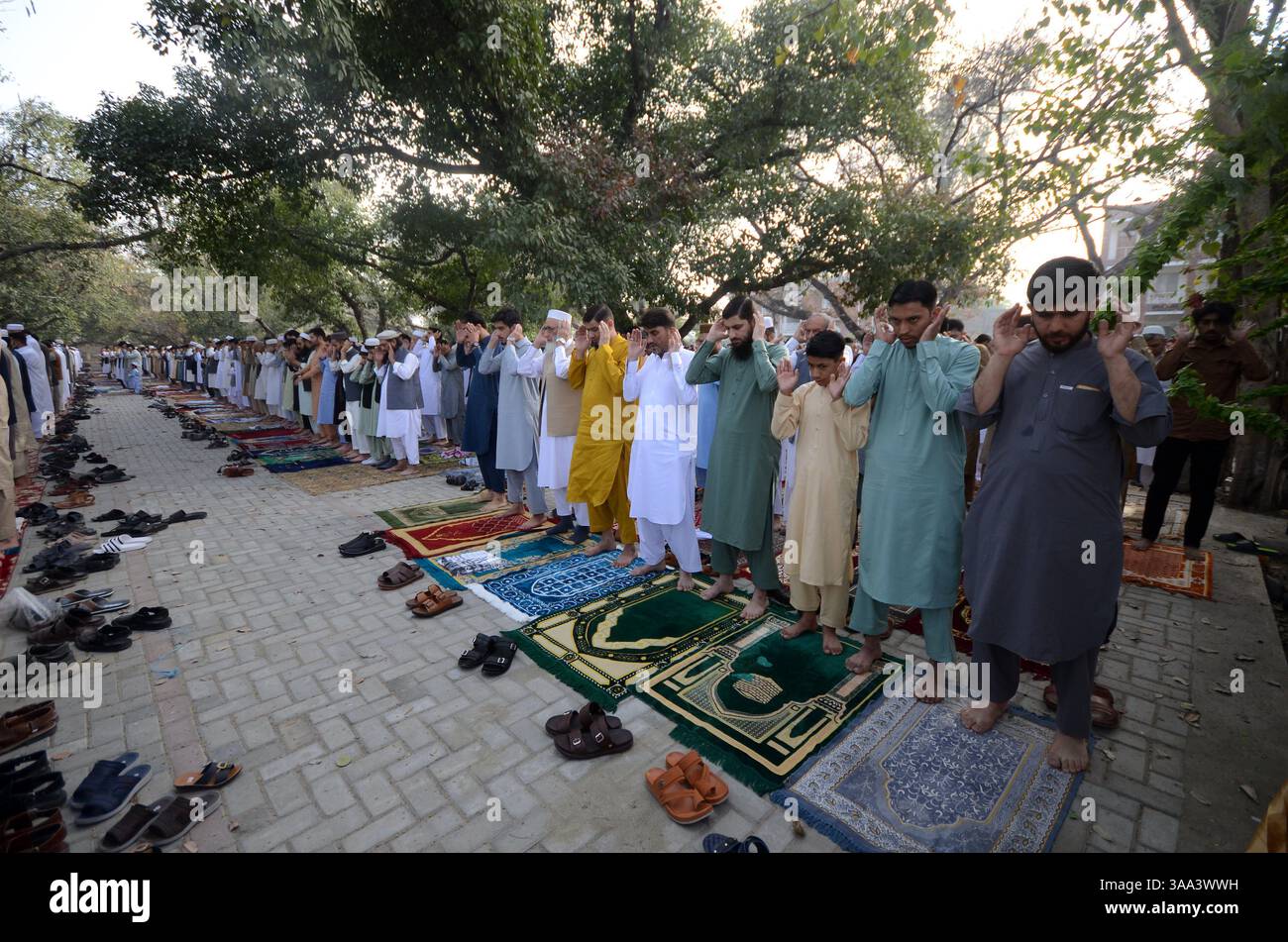 Peshawar, Peshawar, Pakistan. 31st Mar, 2025. Eid Al-Fitr in Pakistan ...