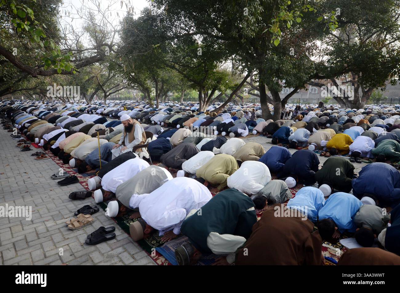 March 31, 2025, Peshawar, Peshawar, Pakistan: Eid Al-Fitr in Pakistan ...