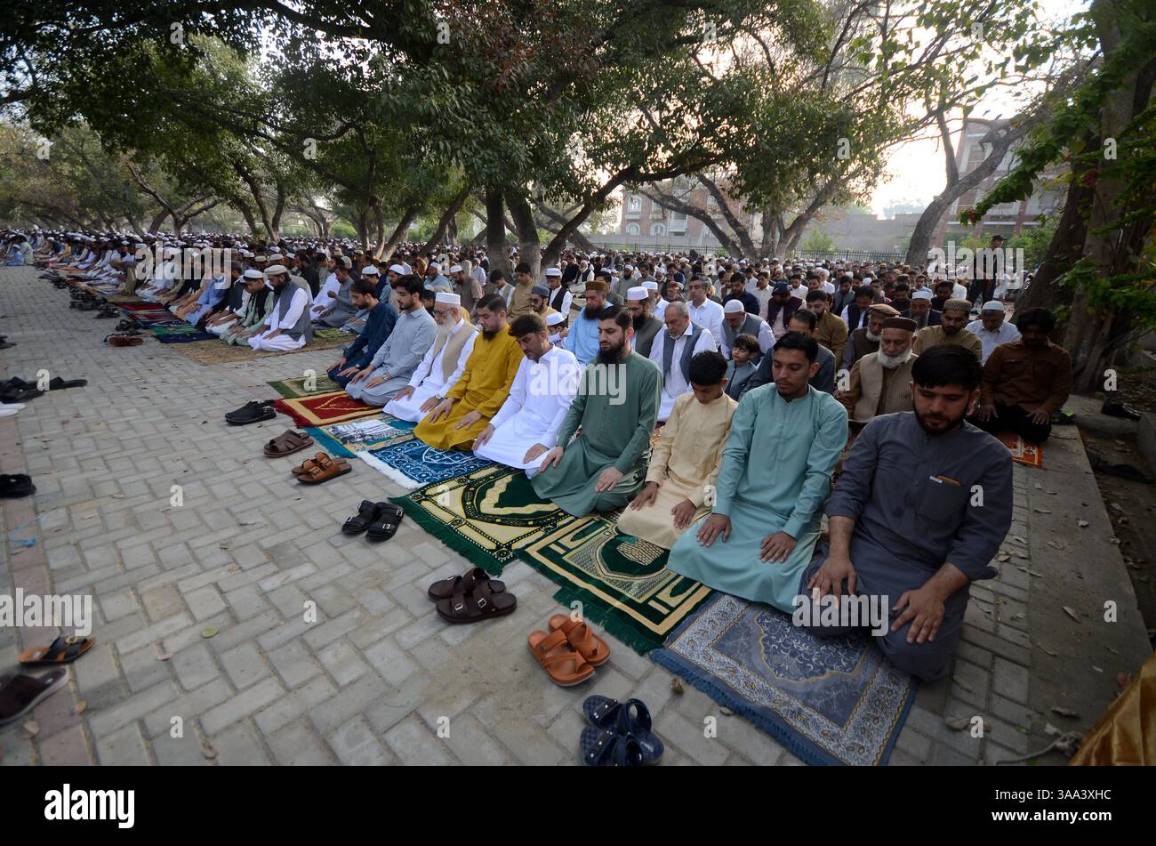 Peshawar, Peshawar, Pakistan. 31st Mar, 2025. Eid Al-Fitr in Pakistan ...