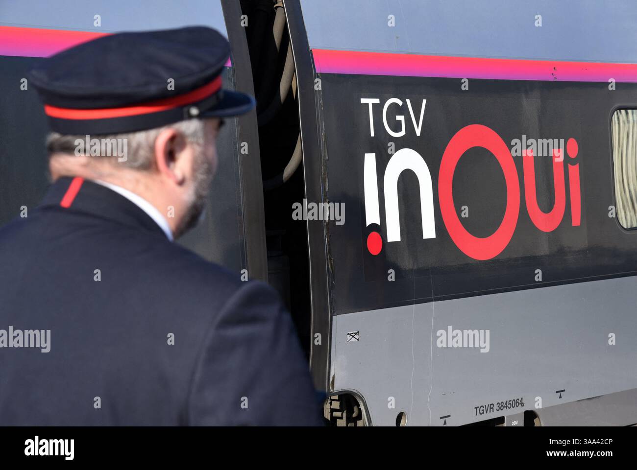 Illustration SNCF, TGV, INOUI during the Reopening of the Paris-Milan ...