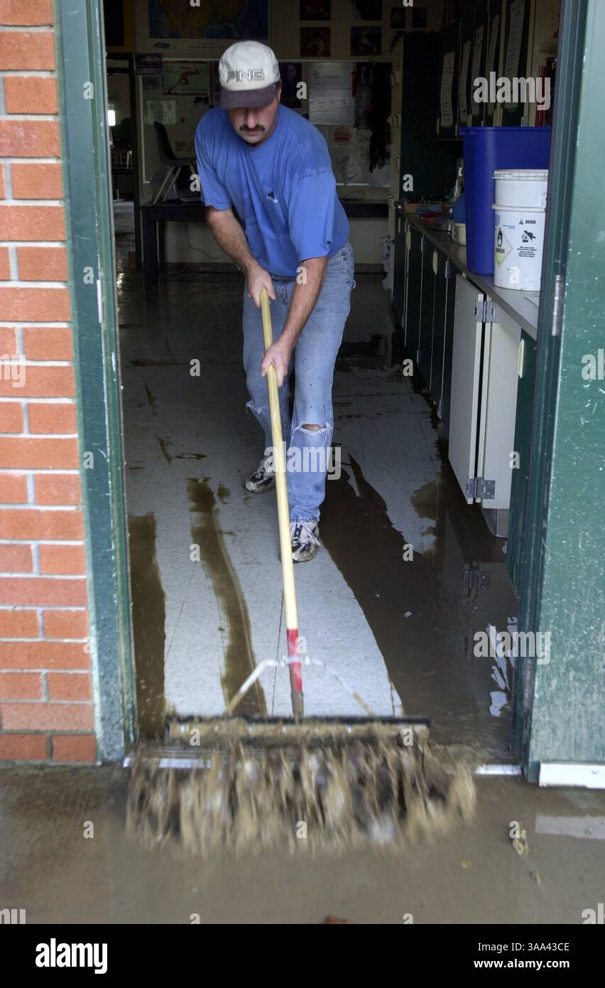 Dec 16, 2002; San Ramon, CA, USA; Rod Burkholder, parent of a Charlotte ...