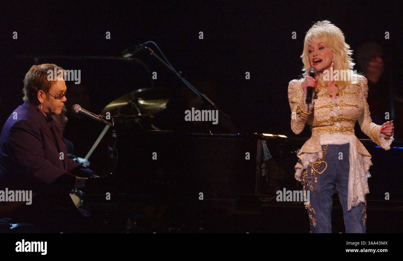 Sir elton john dolly hi-res stock photography and images - Alamy